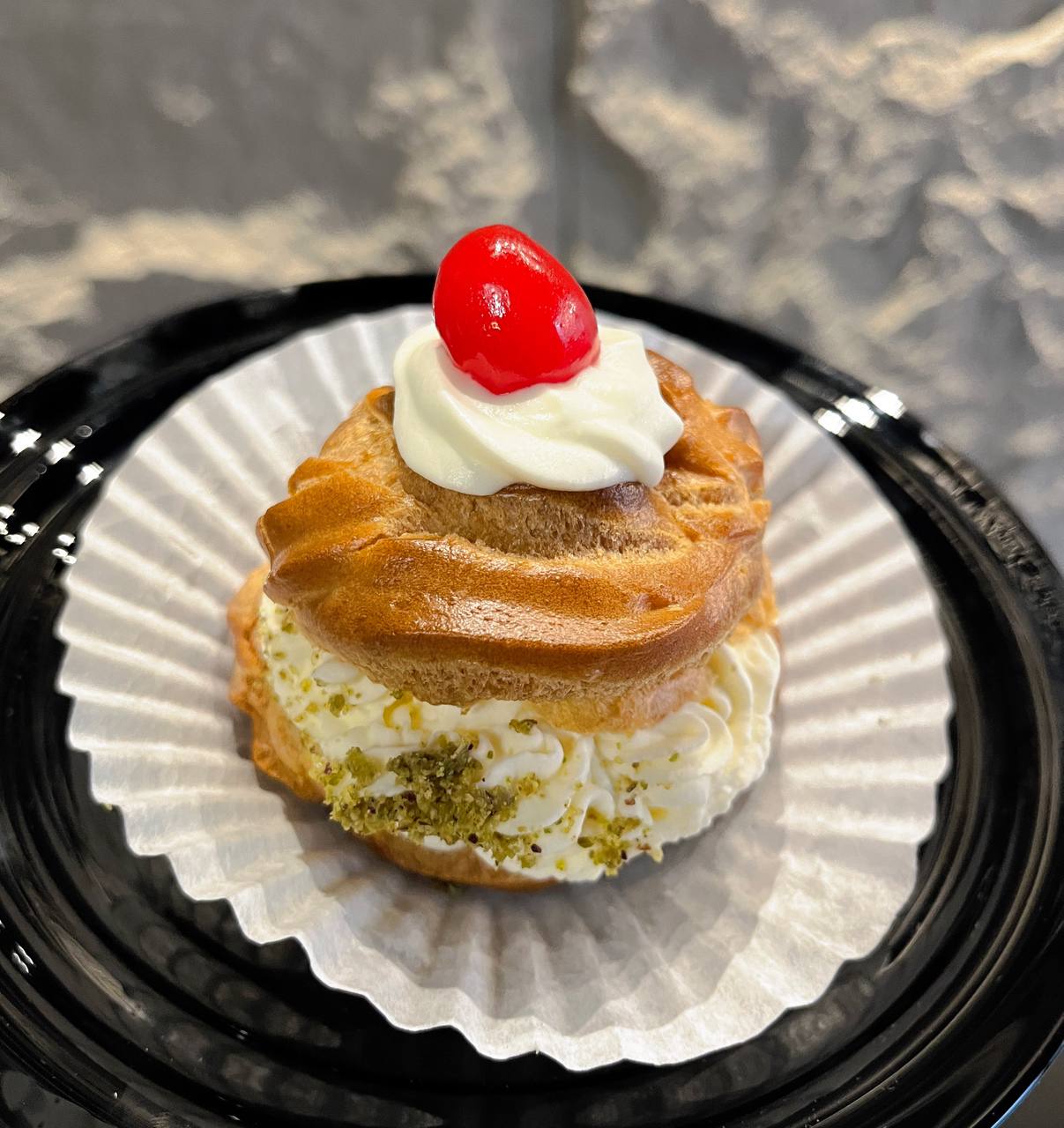 Chou à la Crème – Cakes & Bakes